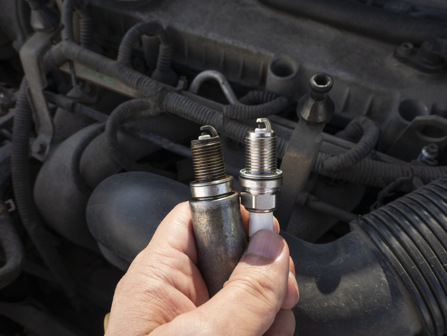 How to Clean Spark Plugs at Home in 5 Simple Steps - My Car Makes Noise