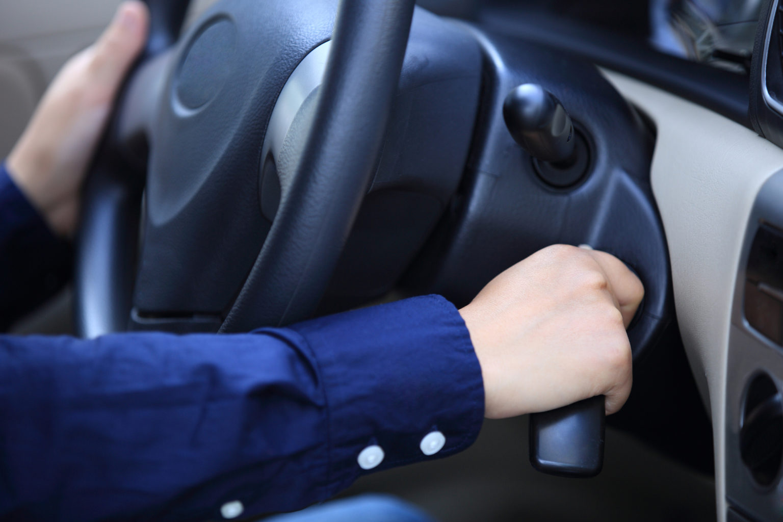 How to Rev a Car (The Ultimate Guide) - My Car Makes Noise