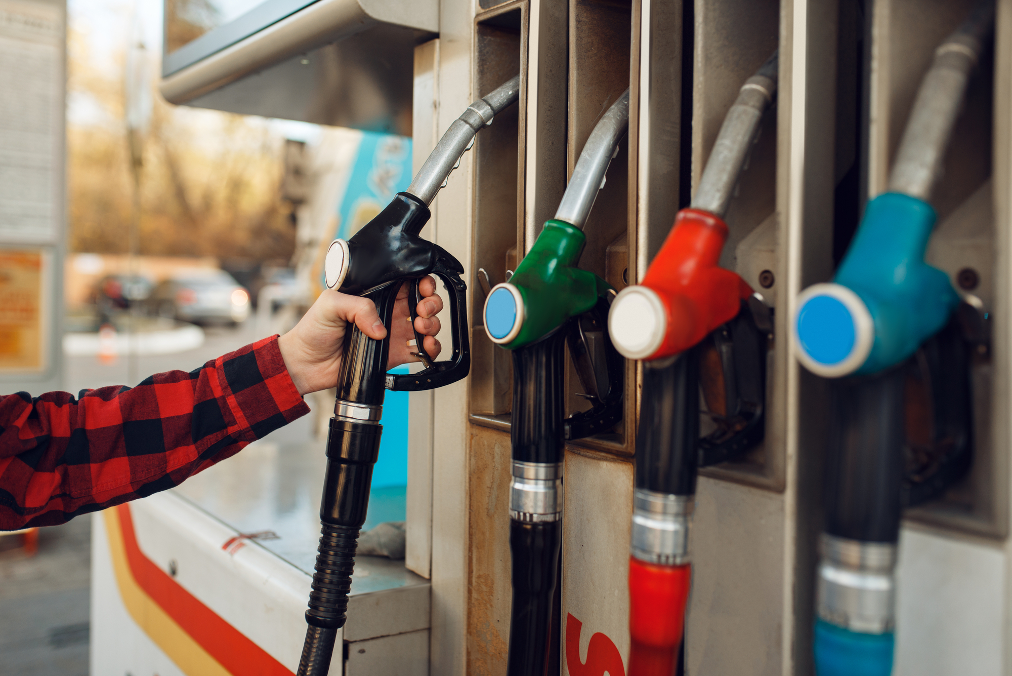 18 Myths About Premium Gasoline You Need to Stop Believing - My Car ...