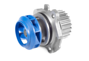 7 Signs Of Bad Water Pump You Shouldn’t Ignore - My Car Makes Noise