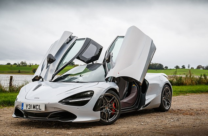 The 2024 McLaren 750S: How It bests the Retired 720S - My Car Makes Noise