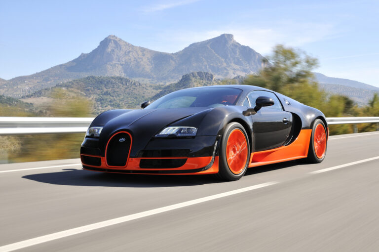 25 Gas-Guzzling Cars with the Worst MPG Ratings of All Time - My Car ...