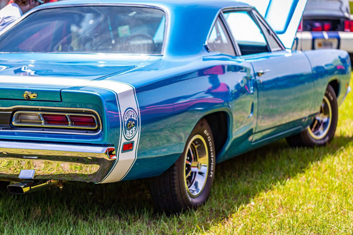 The Dodge Dream Team: The Coolest Cars Ever Made by America's Favorite ...