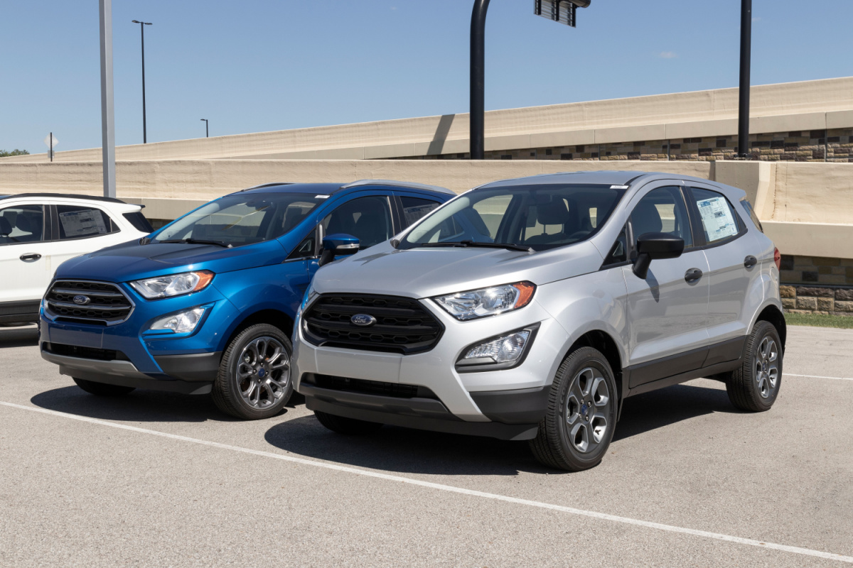 The 12 Most Popular Cars Loved by Women - My Car Makes Noise
