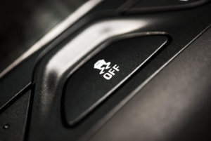 15 Practical Tips for Driving in the Winter Months - My Car Makes Noise