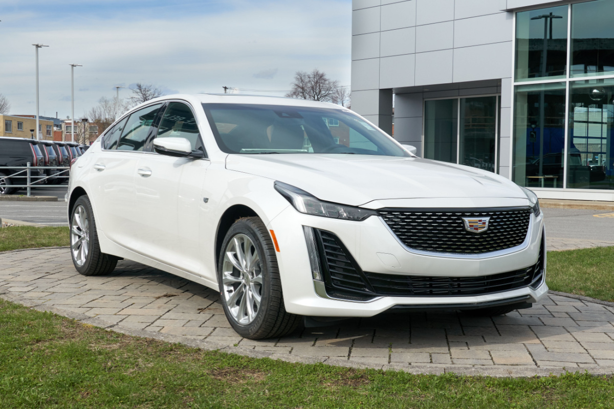 The 9 Best High-End Cars Under $60,000 - My Car Makes Noise
