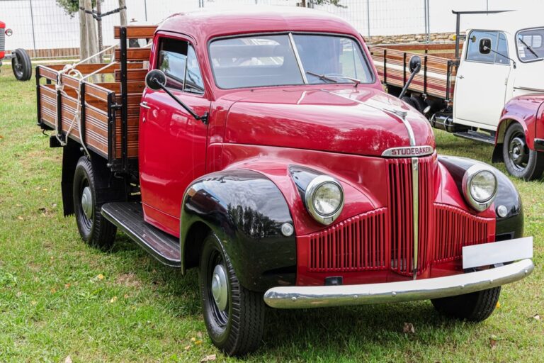 Celebrating America's 12 Most Iconic Pickup Trucks - My Car Makes Noise