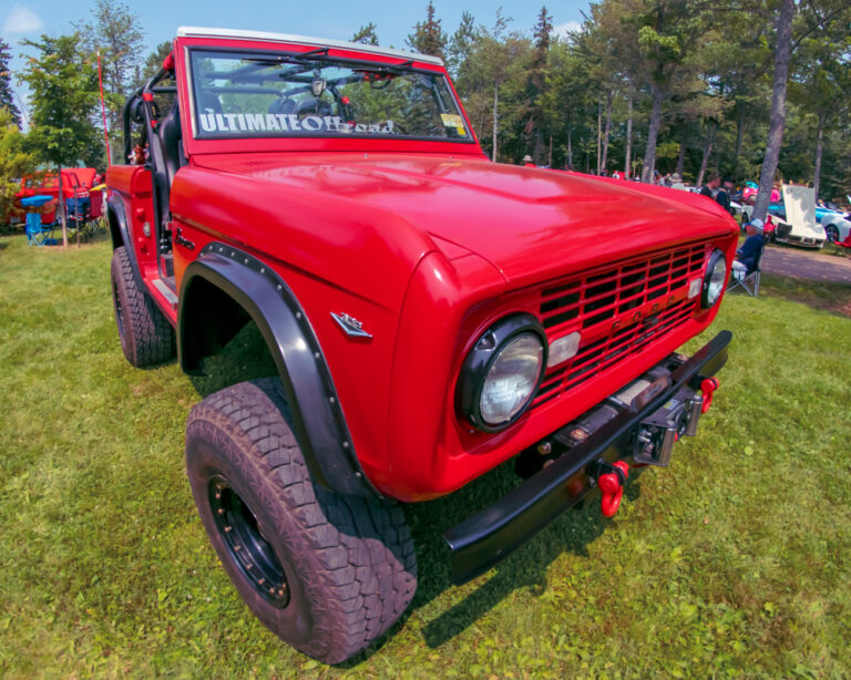25 Timeless Retro SUV That Always Stand Out - My Car Makes Noise