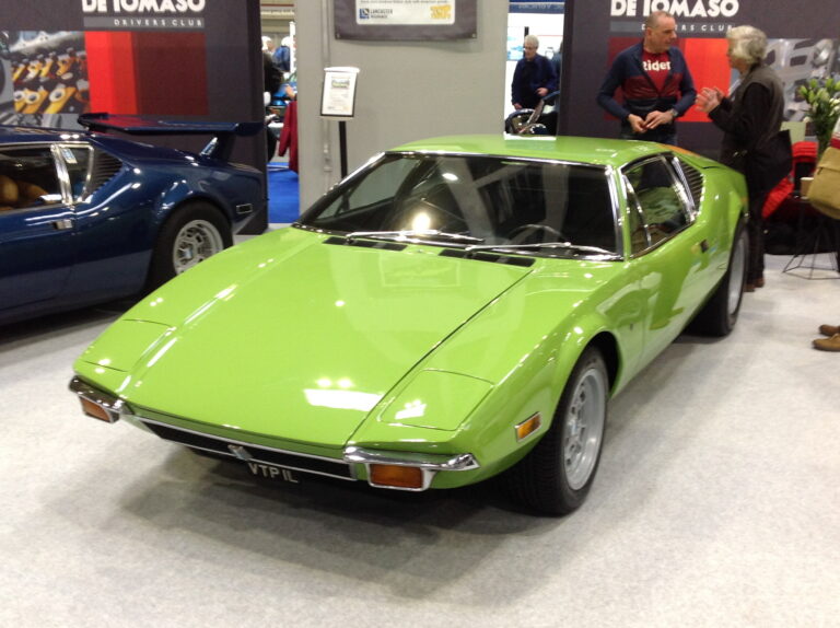 25 Classic Italian Cars Known for Their Elegance and Performance - My ...