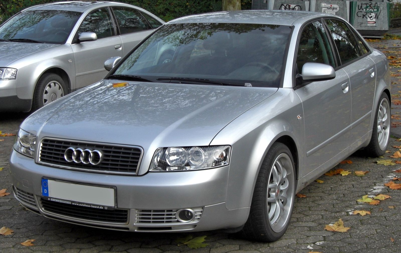 Exploring the Top 25 Cars That Defined the 2000s - My Car Makes Noise