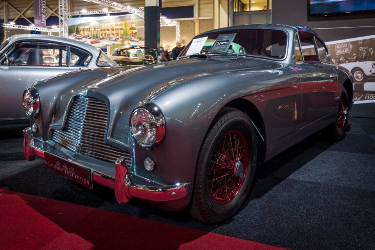 25 Iconic Cars From the 1950s You Shouldn’t Forget - My Car Makes Noise