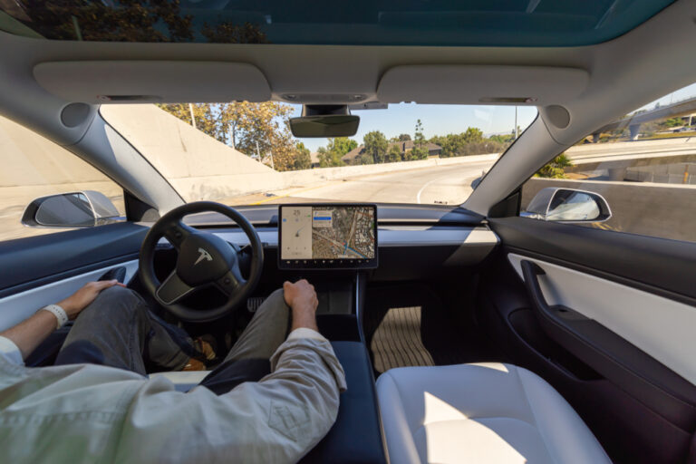 15 Innovative Features Driving the Future of Electric Vehicles - My Car ...
