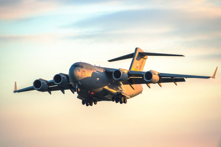 15 Powerful Cargo Planes Built for Heavy Lifting - My Car Makes Noise