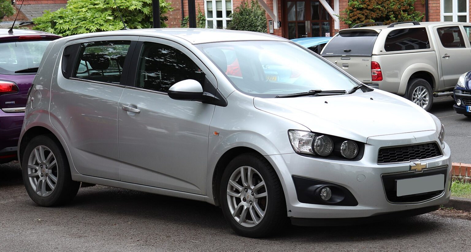The 20 Most Disliked Cars in Automotive History - My Car Makes Noise