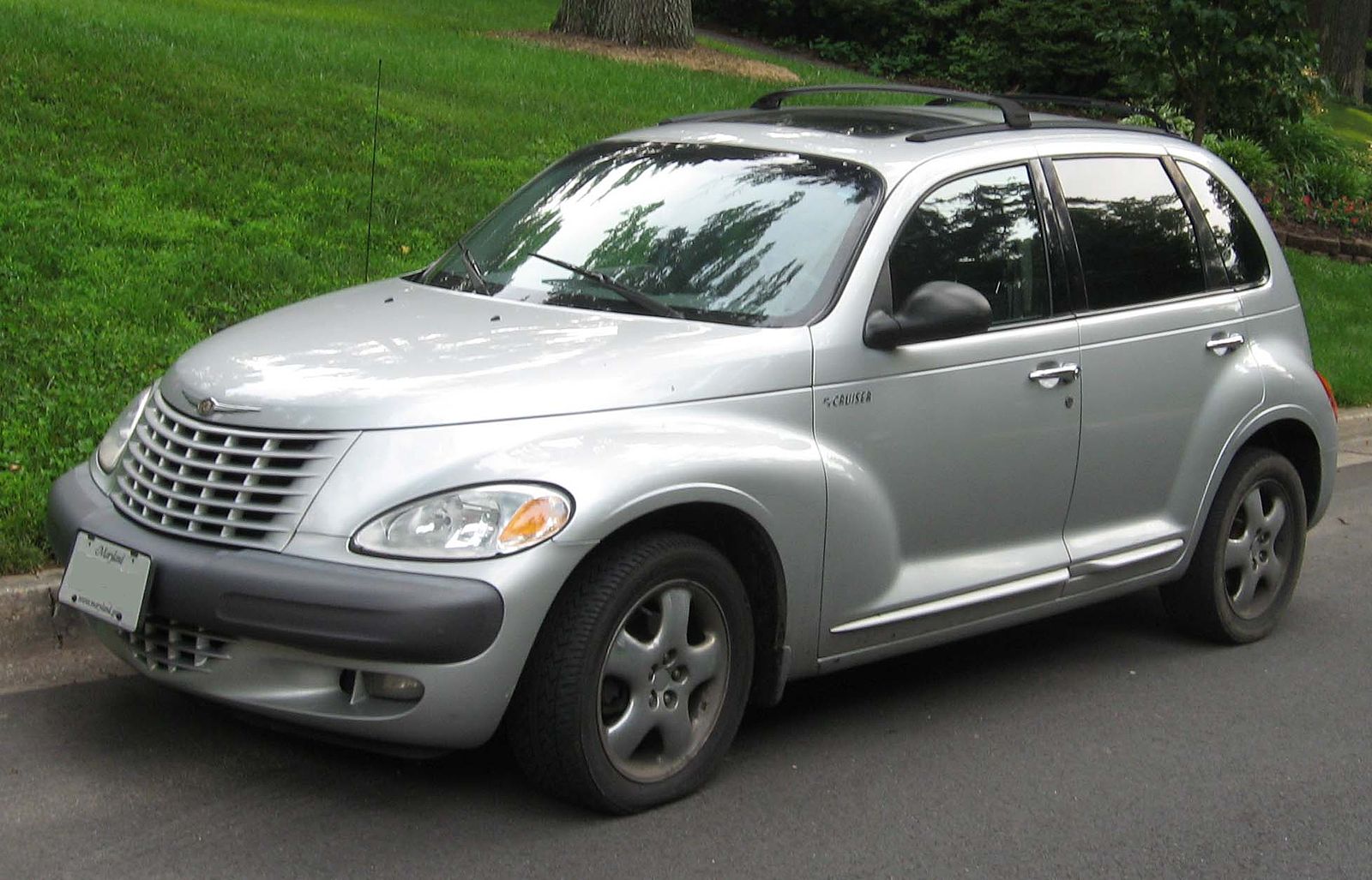 20 Iconic Cars That Are Surprisingly Unattractive - My Car Makes Noise