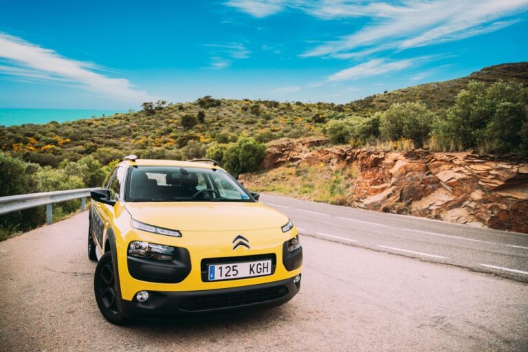 25 Unforgettable French Cars That Set the Standard - My Car Makes Noise