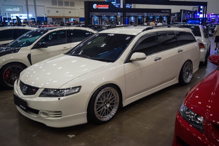 The 21 Coolest Station Wagons You’ll Want to Drive Home Today - My Car ...