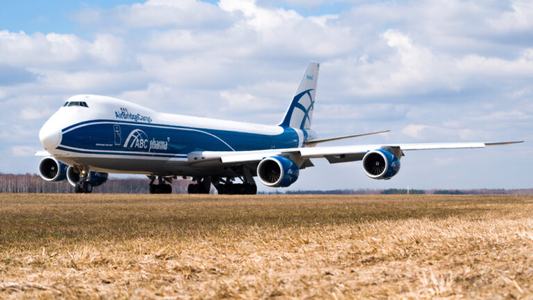 15 Powerful Cargo Planes Built for Heavy Lifting - My Car Makes Noise