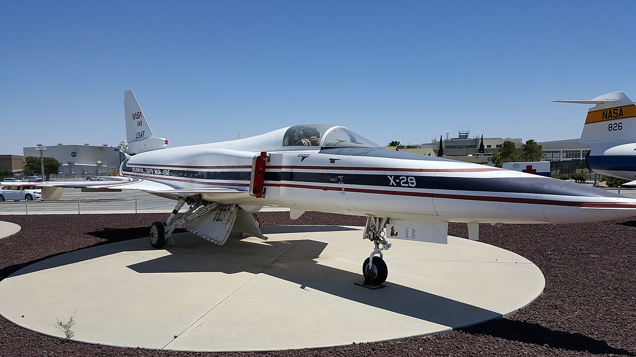 The 17 Weirdest-Looking Military Aircraft Ever Built - My Car Makes Noise
