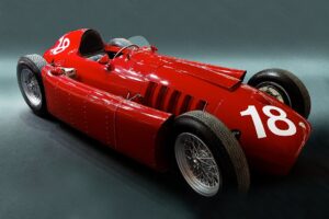 25 Iconic Racing Cars from the Golden Age of Motorsport - My Car Makes ...