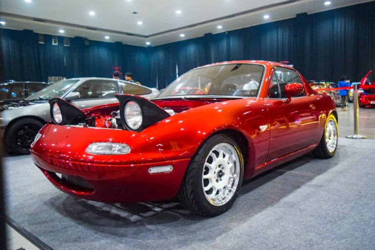 20 Quirky Classic Roadsters That Define Cool - My Car Makes Noise
