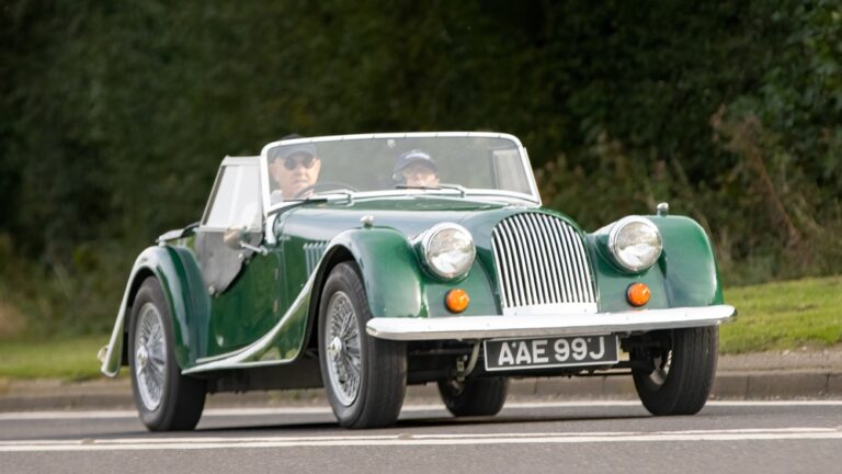 25 Classic British Sports Cars Every Car Lover Should Know - My Car ...