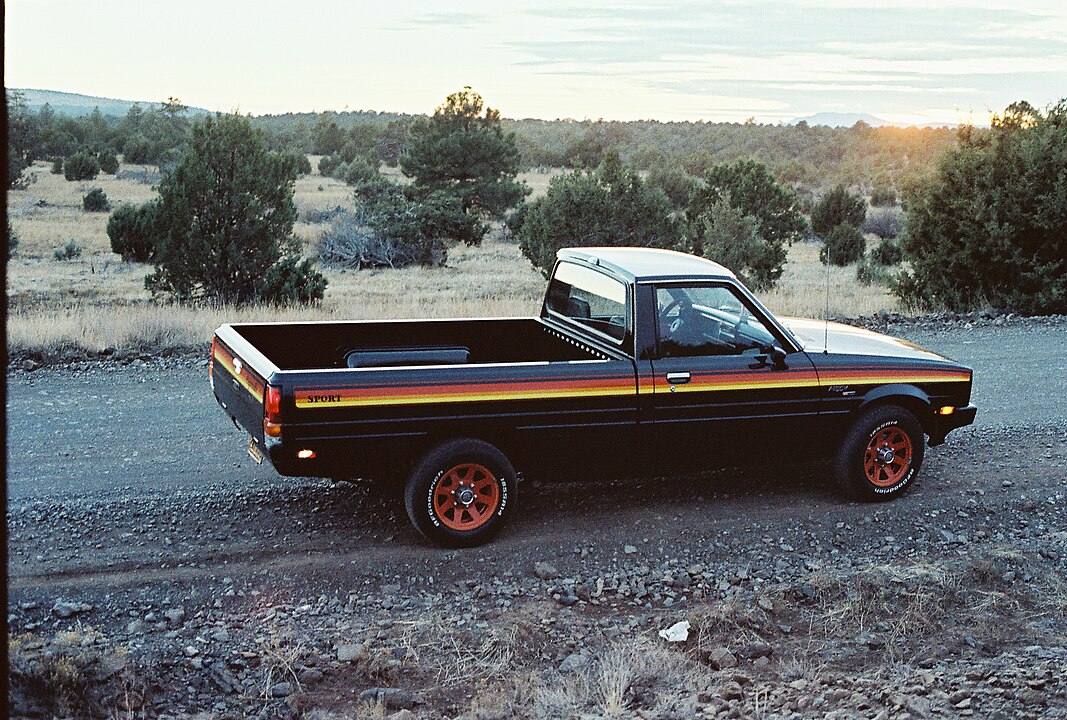 15 Vintage Trucks That Couldn’t Keep Up Over the Years - My Car Makes Noise