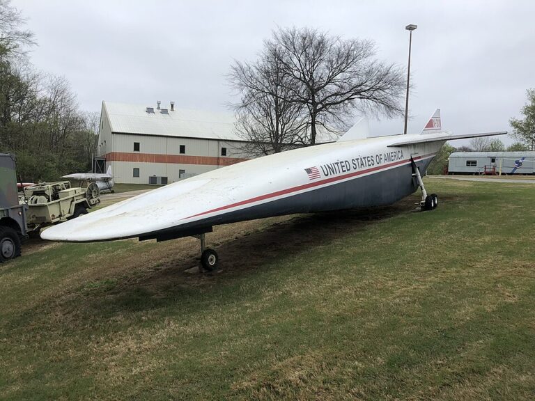 15 Remarkable Prototype Aircraft That Never Reached the Skies - My Car ...
