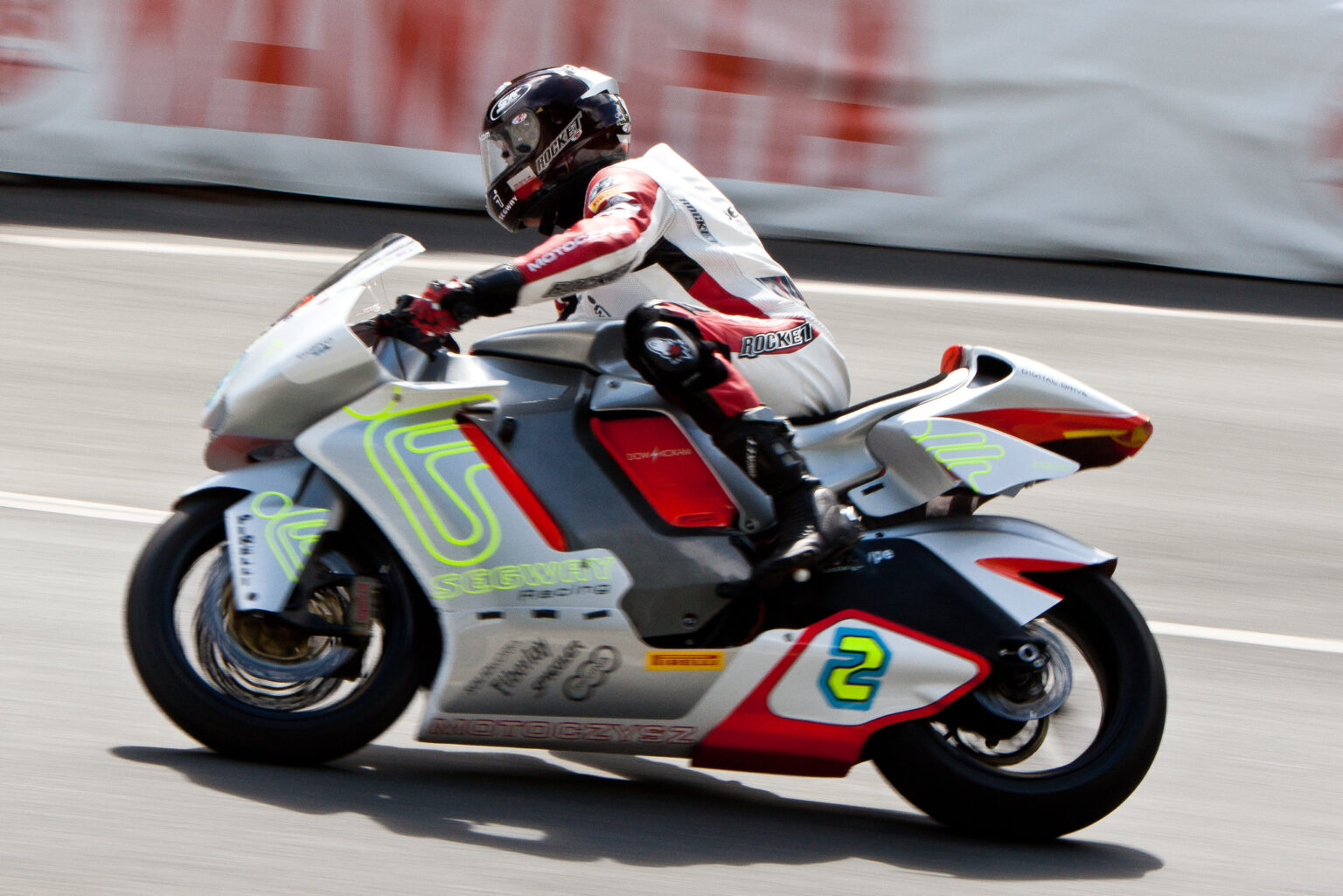 20 Amazing Facts You Didn’t Know About the Isle of Man TT - My Car ...