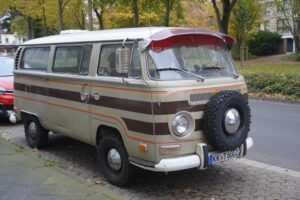 20 Iconic German Classic Cars That Always Stay in Style - My Car Makes ...