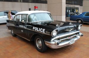 19 Classic Police Cars Becoming Collector Favorites - My Car Makes Noise