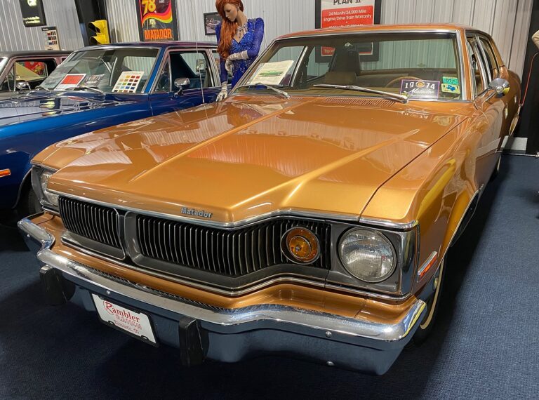 19 Classic Police Cars Becoming Collector Favorites - My Car Makes Noise