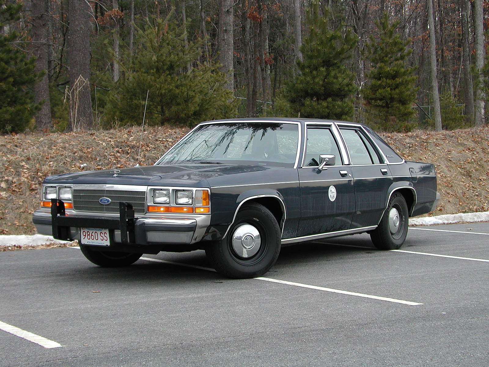 19 Classic Police Cars Becoming Collector Favorites - My Car Makes Noise