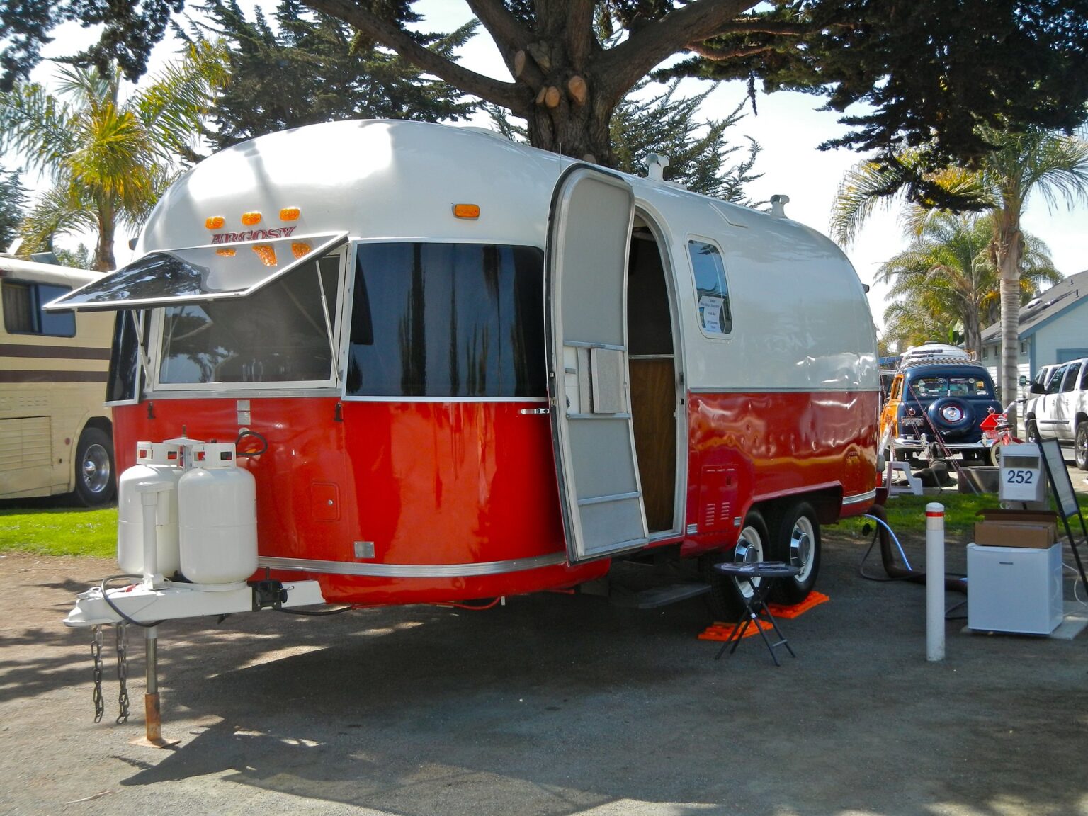 Top 12 Airstream Models for Stylish Road Trips - My Car Makes Noise