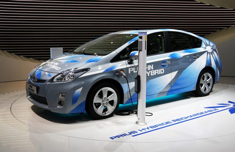20 Surprising Facts You Didn’t Know About the Toyota Prius - My Car ...