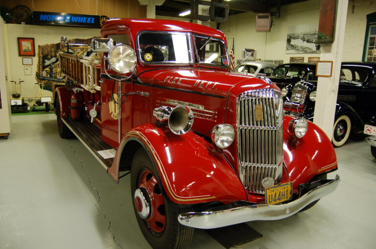 9 Classic Fire Trucks Gaining Popularity Among Collectors - My Car ...