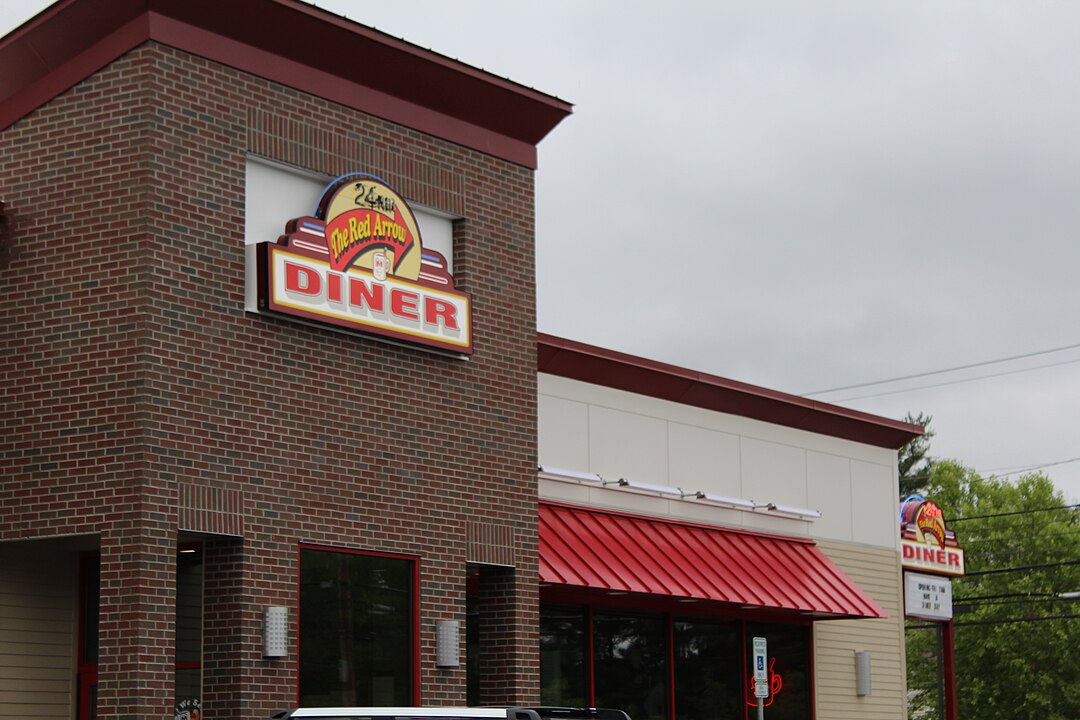 15 Must-Visit Small Town Diners for Your Next Road Trip - My Car Makes ...
