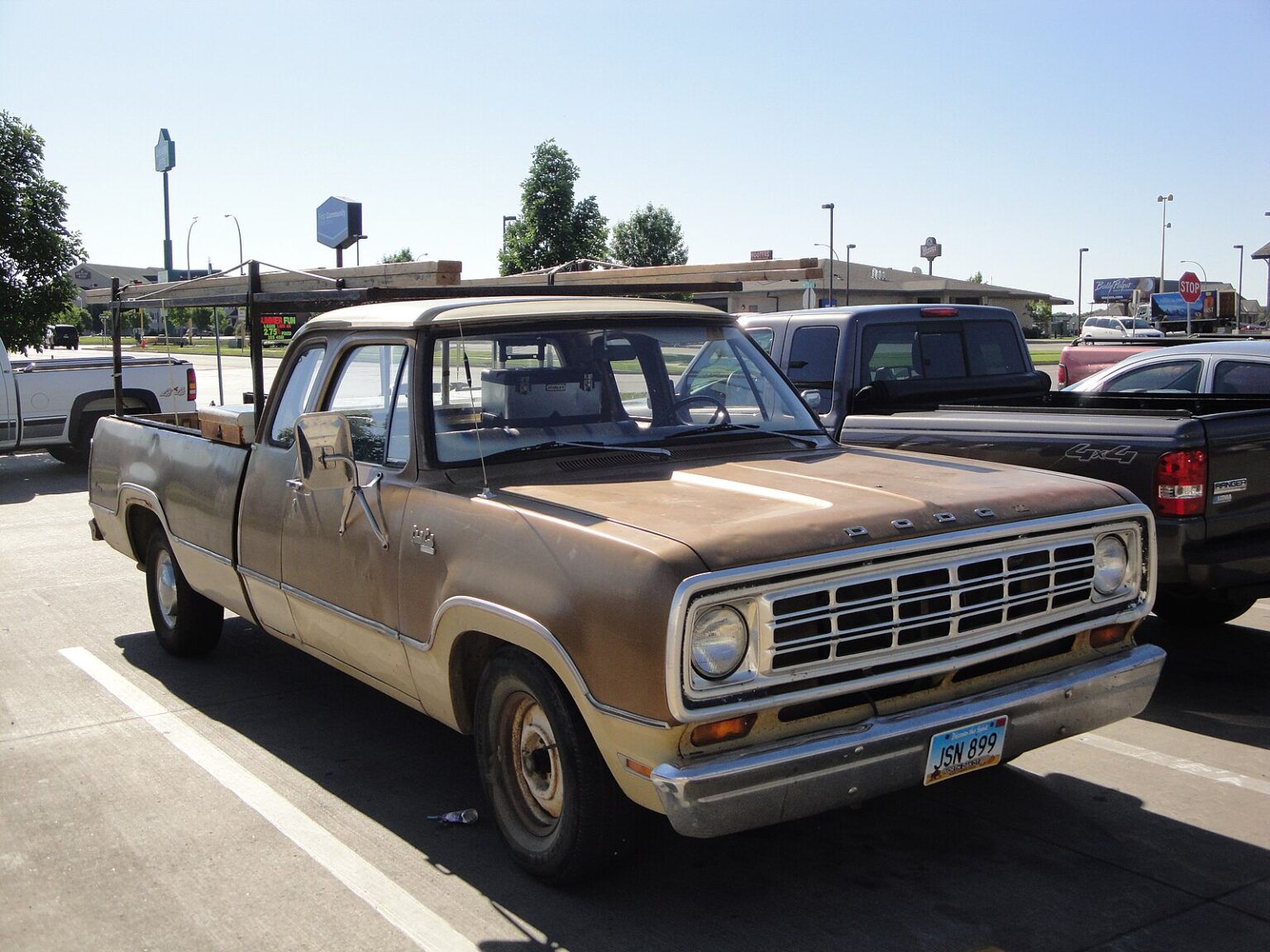 20 Best-Looking Classic Trucks with Enduring Style - My Car Makes Noise
