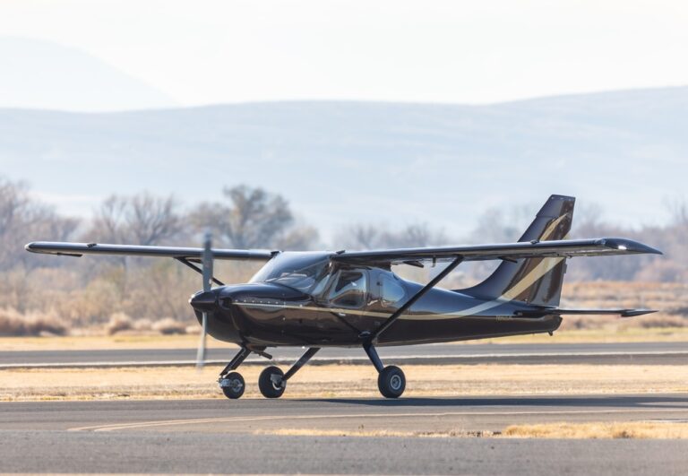 16 Small Aircraft Manufacturers Shaping the Future of Aviation - My Car ...