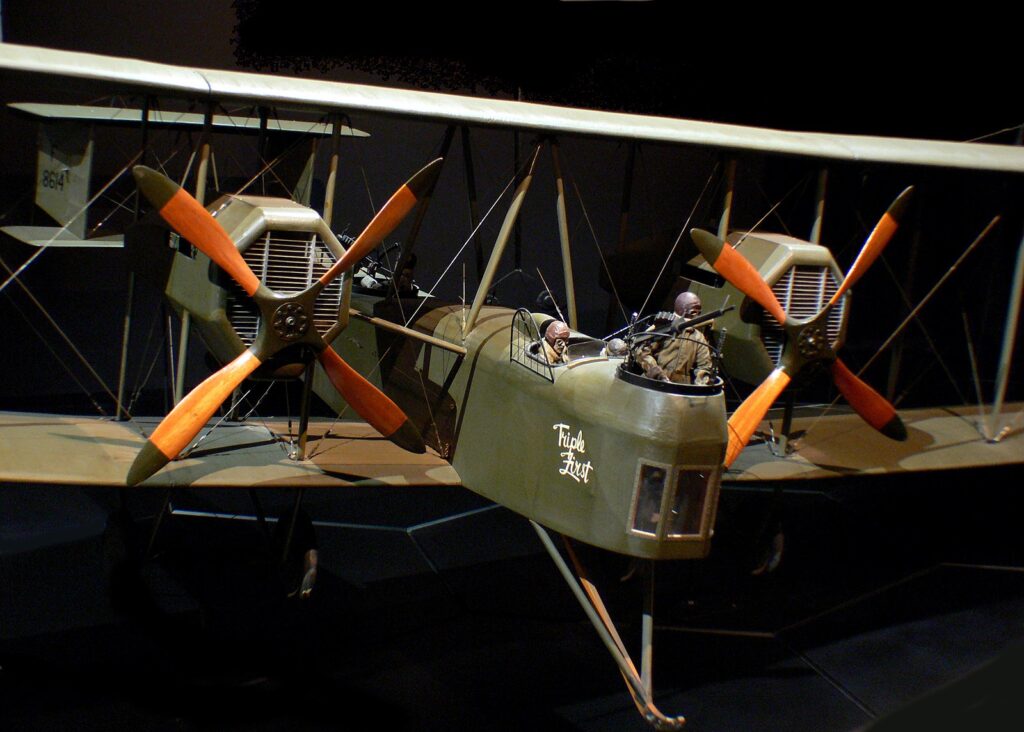 20 Most Beautiful Vintage Airplanes in Aviation History - My Car Makes ...