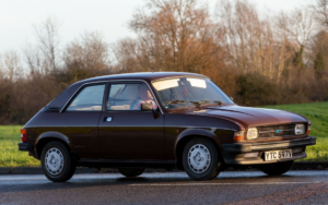 25 Lightweight Cars Built for Maximum Speed - My Car Makes Noise