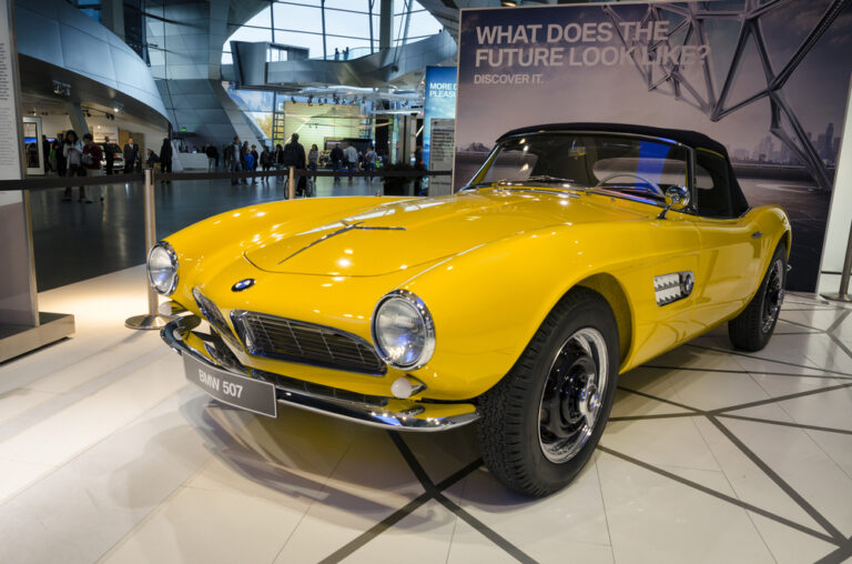 The 25 Most Irresistible Classic Convertibles Ever Made - My Car Makes ...