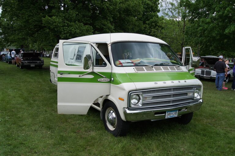 18 Vintage RVs That Are Now Highly Collectible and Worth Restoring - My ...