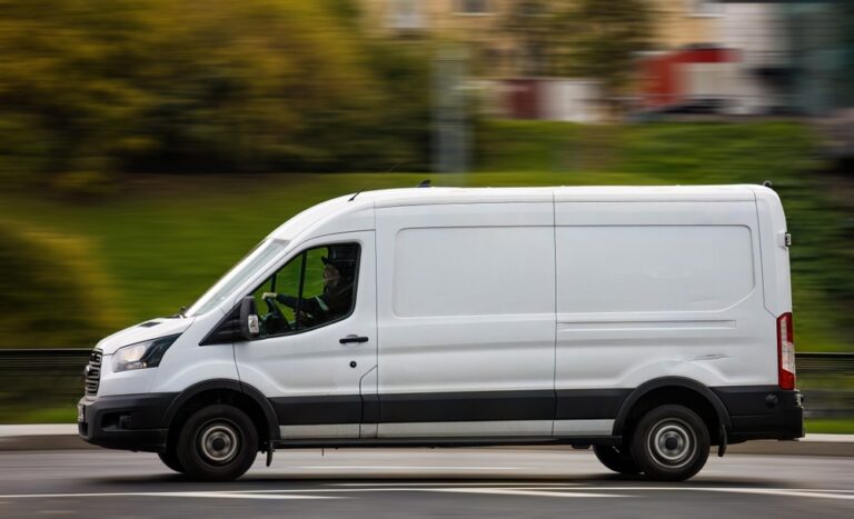 15 Best Commercial Vans for Fuel Efficiency and Cargo Space - My Car ...