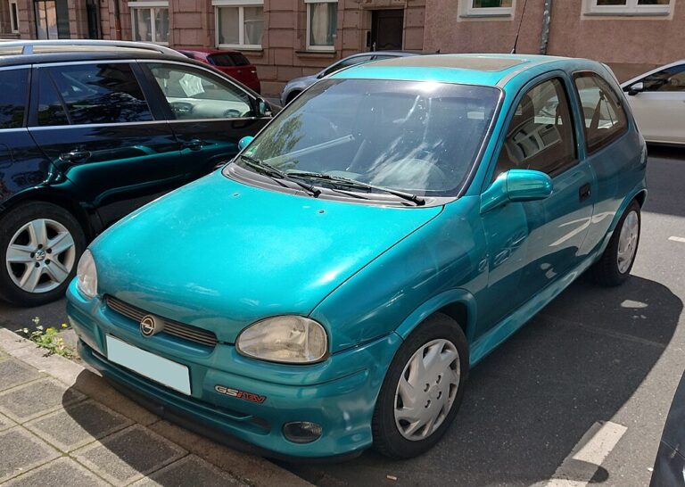 25 Subcompact Cars with Surprising Speed and Agility - My Car Makes Noise