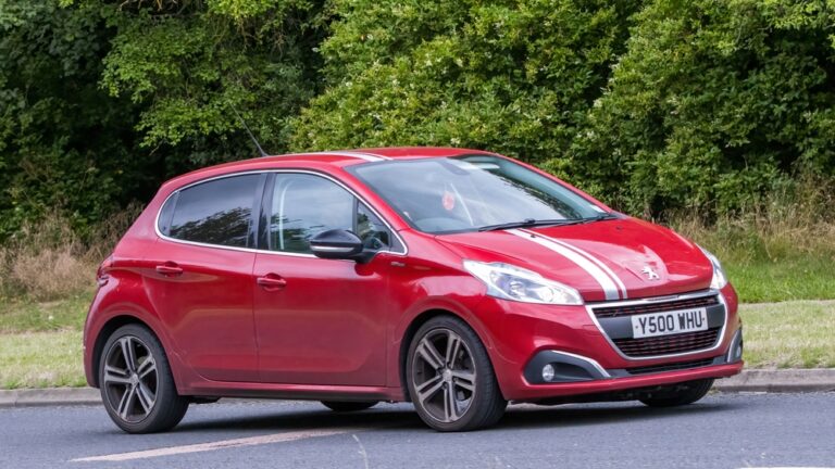 15 Diesel Cars Known for Their Incredible Fuel Efficiency - My Car ...