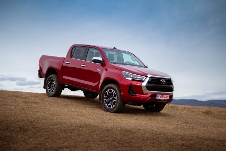 11 Light-Duty Trucks with the Best Balance of Power and Efficiency - My ...