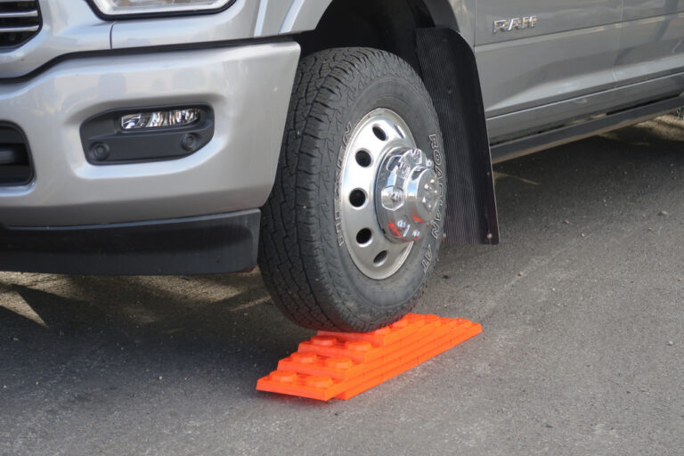 20 Ways You’re Accidentally Hurting Your Car’s Suspension System - My ...