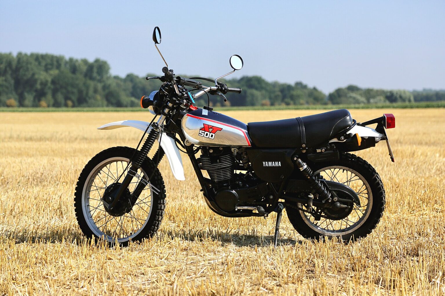 17 Vintage Japanese Motorcycles Every Collector Wants - My Car Makes Noise