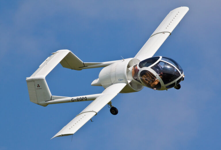 10 Bizarre Aircraft Designs That Actually Flew - My Car Makes Noise
